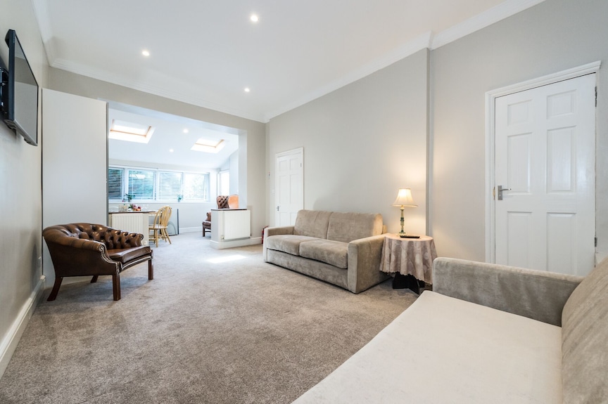 Wonderful Family Apartment-12 Minutes By Tube To Oxford Street! - London