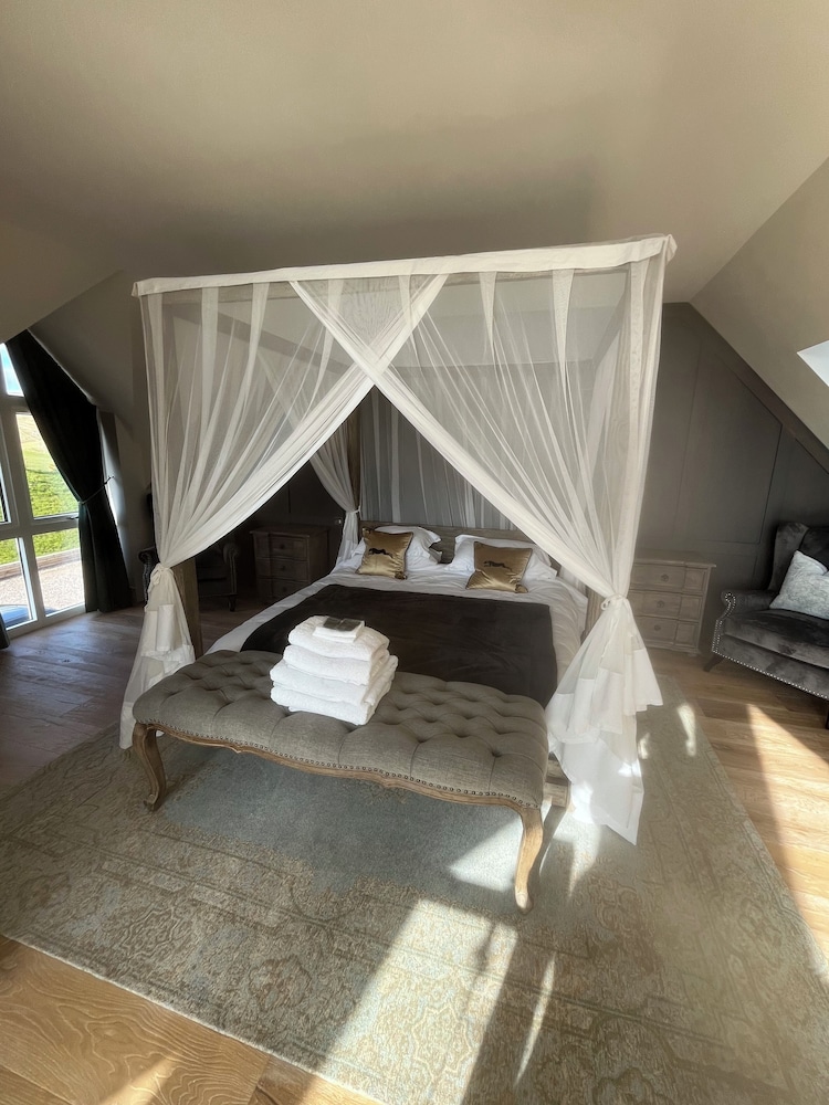 Stylish One Bed Country Steading - Crieff