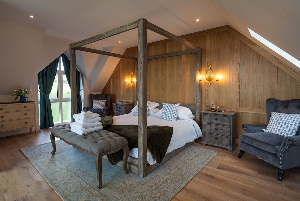 Stylish One Bedroom Country Steading - Crieff