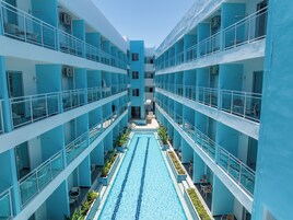 Roupas de cama antialérgicas, edredons de pluma, cofres nos quartos