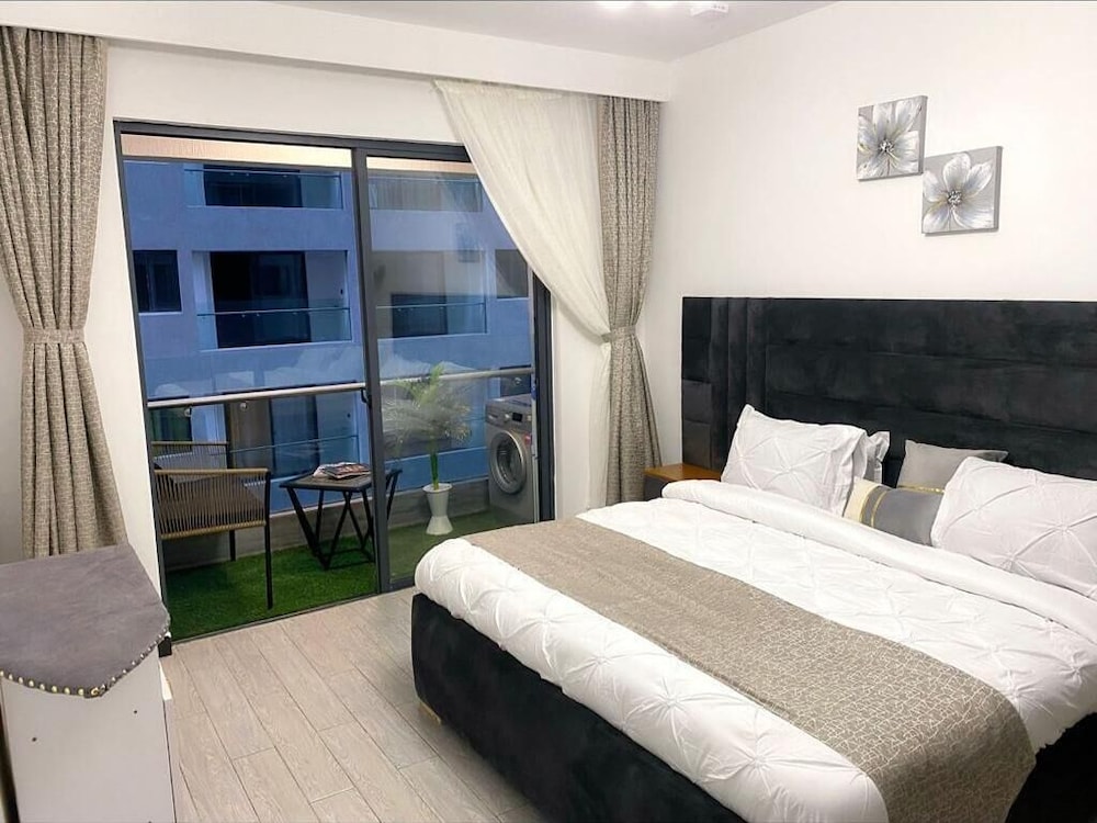 Naisola Exquisite Stays In Wood Avenue, Kilimani Around Yaya Centre - Nairobi