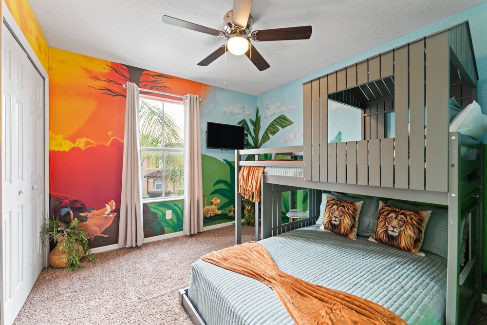 NEW Disney Bungalow Retreat - Regal Palms | Vrbo