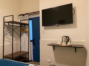 Quarto Standard | 1 quarto, cofre no quarto, cortinas/cortinados opacos 