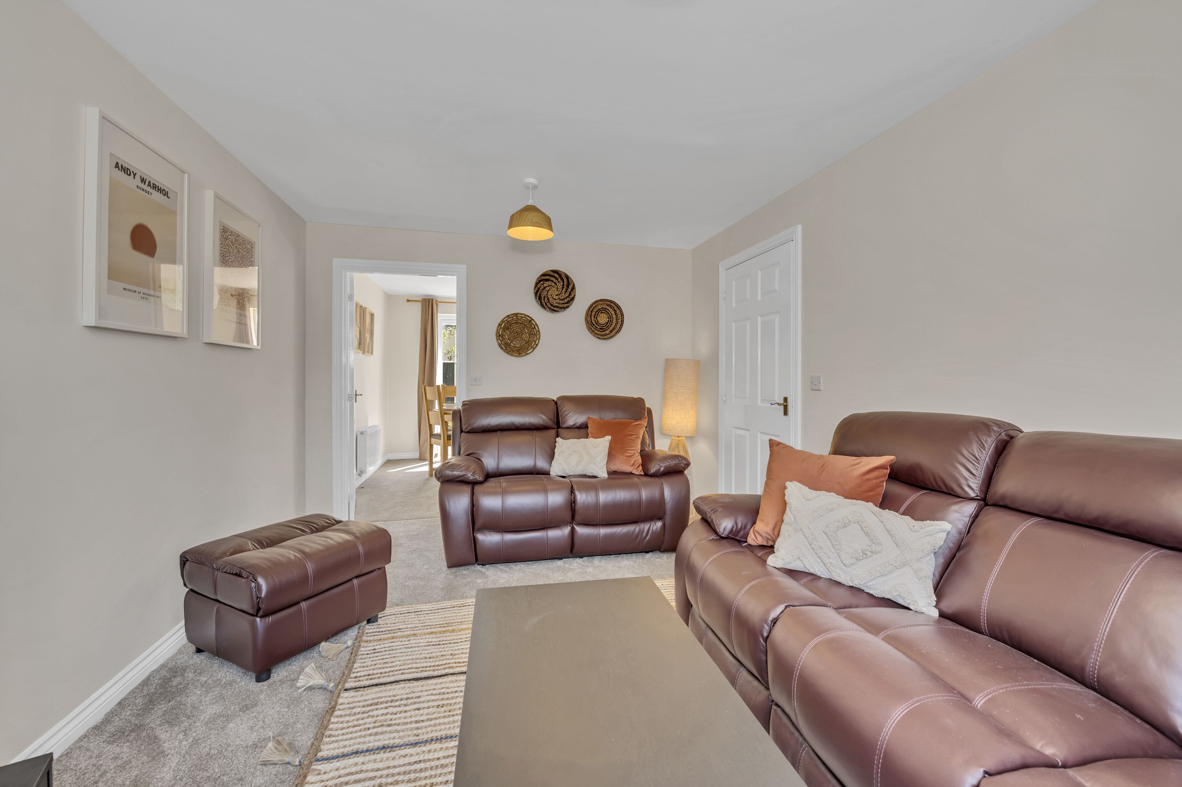 Spacious 4brm Townhouse  Ideal For Contractors, Corporate Stays & Family Visits - Woodbridge