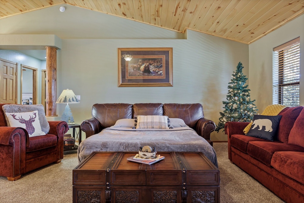 Family & Pet Friendly Cabin In Pines Huge Deck Views Bbq Power Wheels Race Track - Show Low, AZ