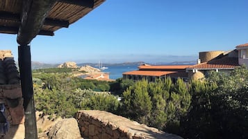 Apartamento, 2 quartos, fumadores, pátio | Terraço/pátio interior