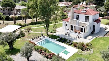 Piscina exterior