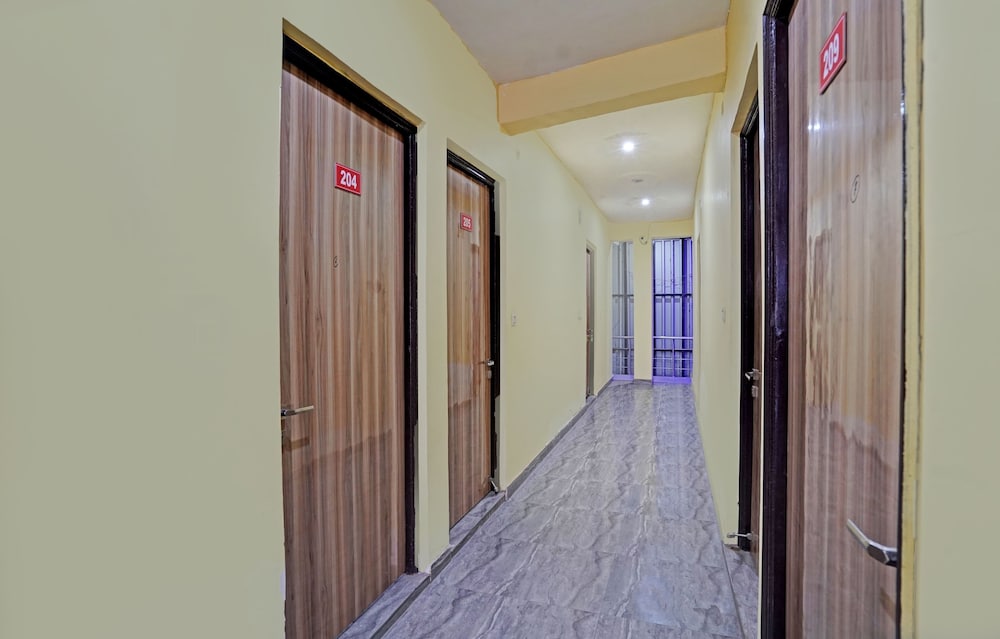 Hotel Fng Metro View - Ghaziabad