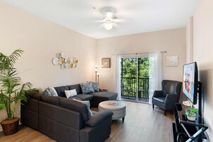 Apartamento (3 Bedrooms) | Comodidades da propriedade