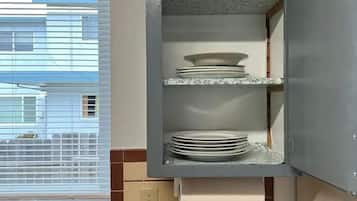 Casa Familiar | Cozinha privada | Um micro-ondas