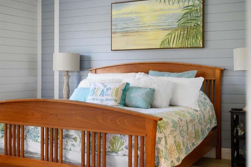 Jupiter Beach Condo Retreat - Jupiter
