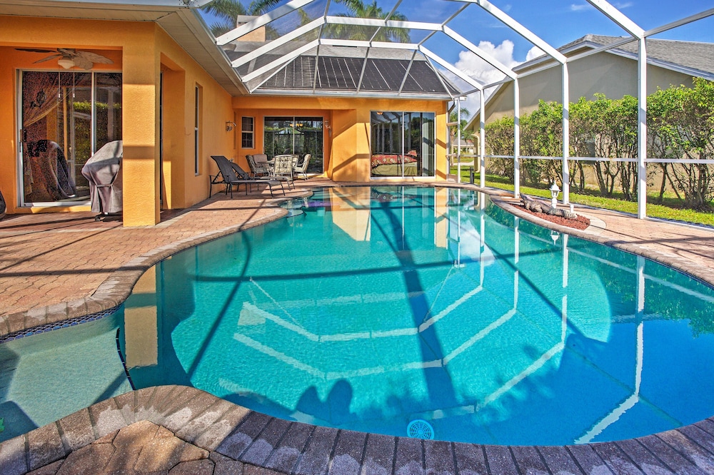 Naples Home W/ Pool, Extended Stays Welcome! - Naples, FL