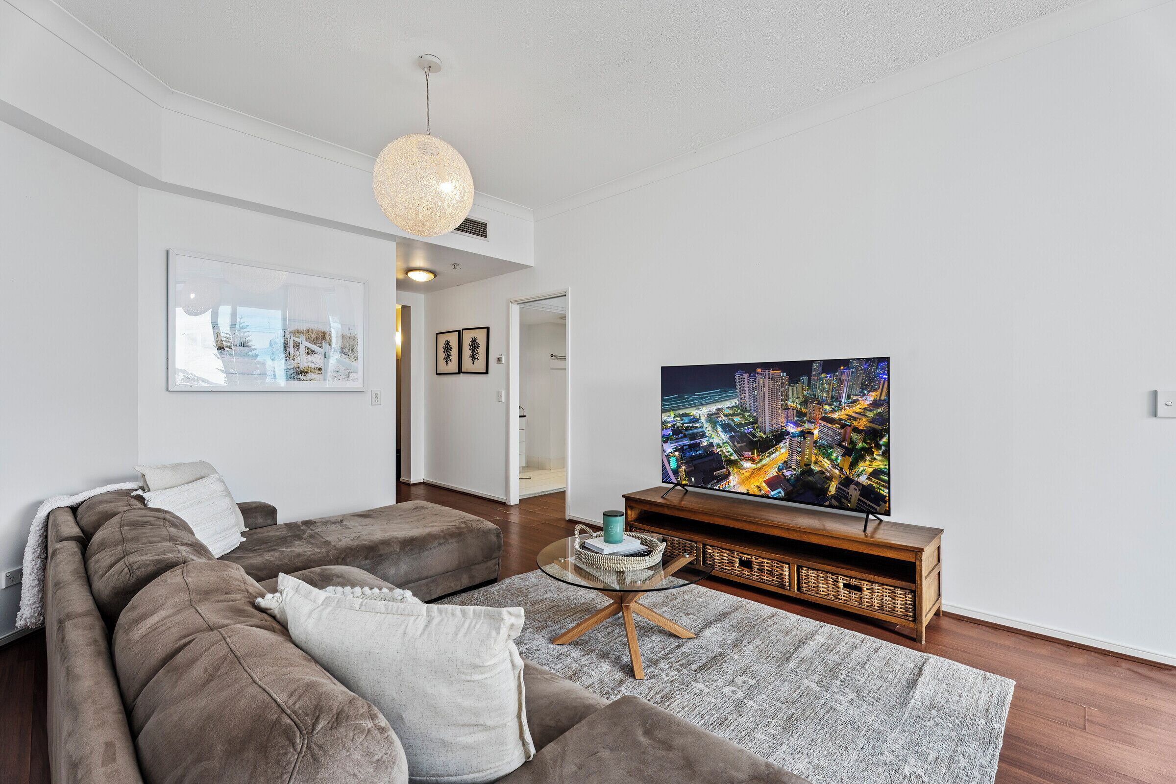 Central 1 Bedroom Apartment In Surfers Paradise - Surfers Paradise