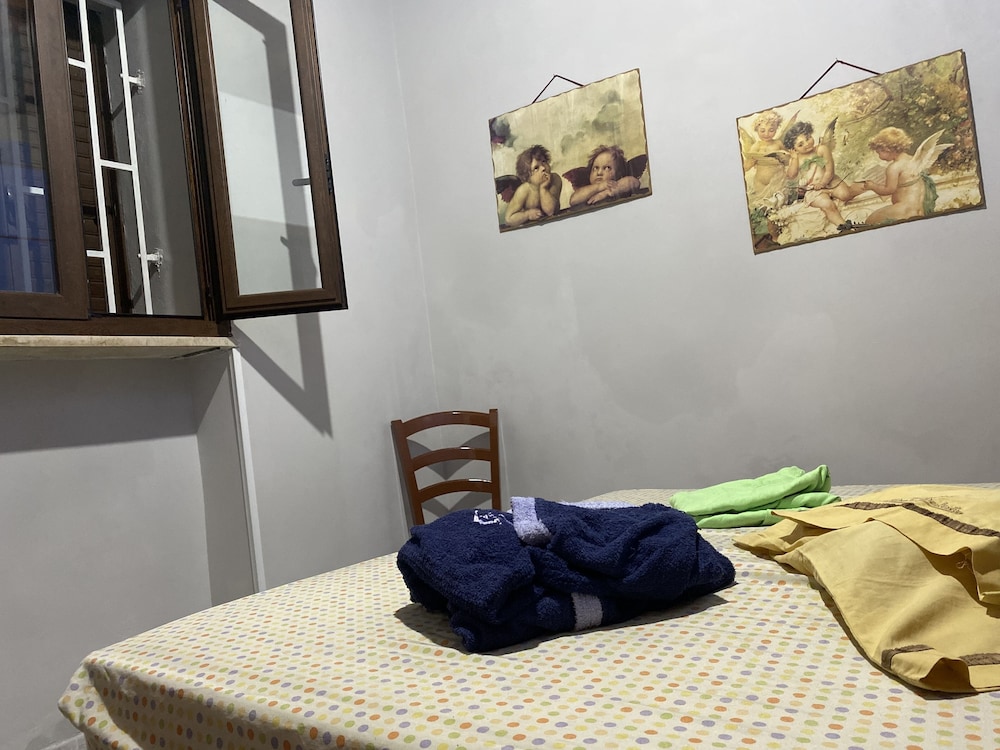 1 Bedroom Private Vacation Home In Trapani - Trapani