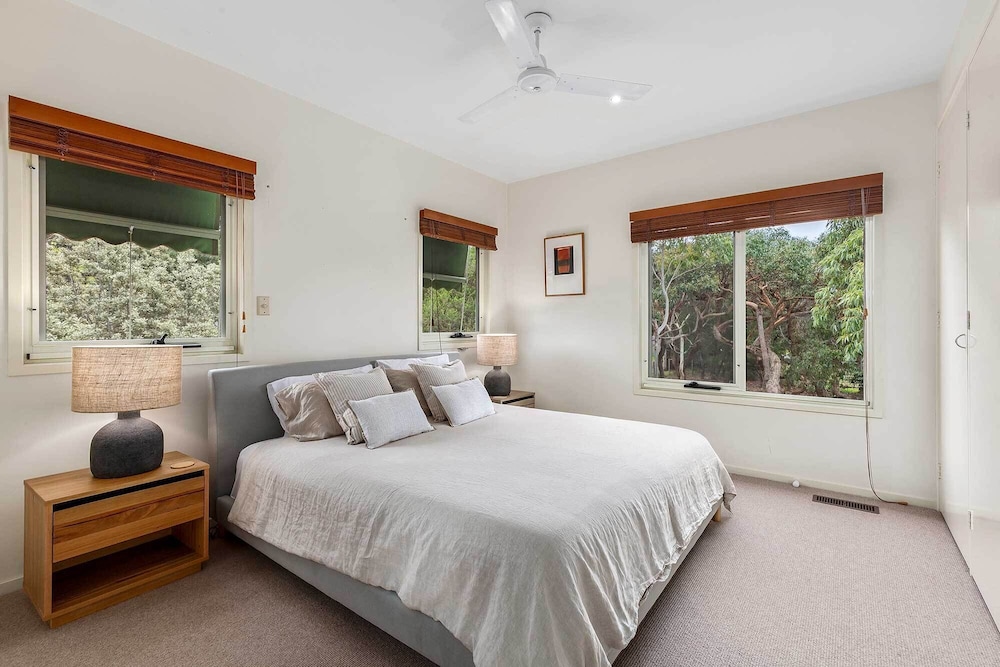 Spectacular Roadknight - Anglesea | Vrbo