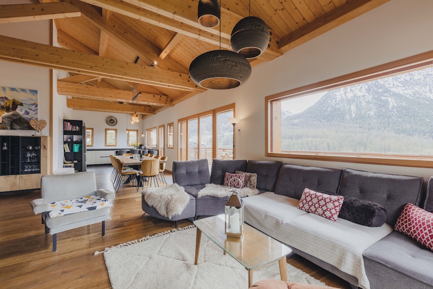 *New* Chalet Tosca, Luxury Chalet For 16 With Sauna And Beautiful Views! - Briançon