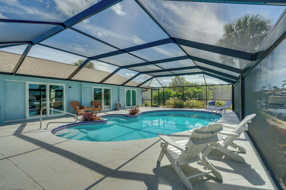Swim, Fish & Boat: Beachy Home In Cape Coral! - Sanibel, FL