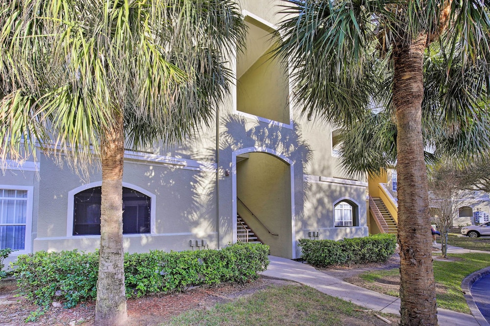 Modern Condo W/ Pool: 4 Mi To Clearwater Beach! - Dunedin, FL