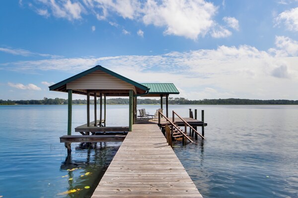 Lake Broward Cabin W/ Private Boat Launch & Dock! - Crescent City, FL