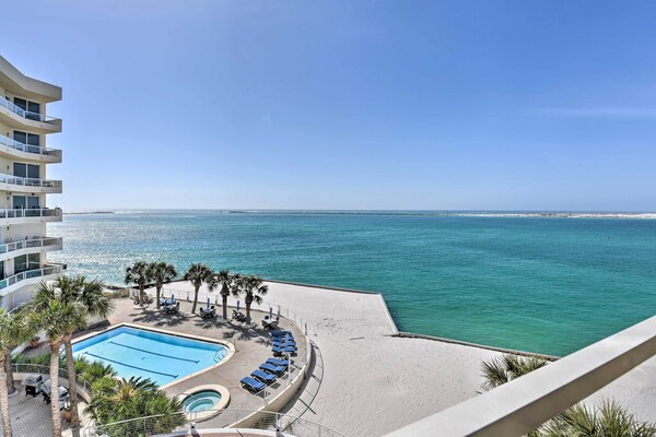 Gulf View Destin Condo With Resort Pool & Spa! - Destin, FL