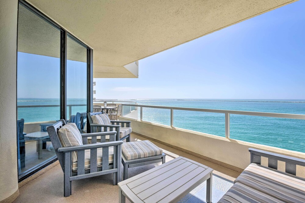 Gulf View Destin Condo With Resort Pool & Spa! - Destin, FL