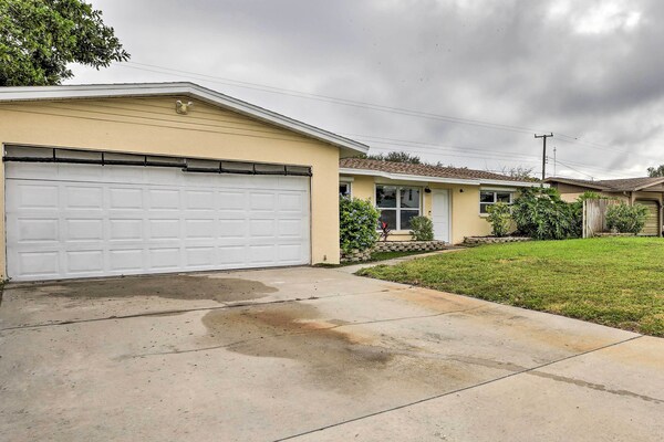 Bradenton Home W/ Beautiful Yard: 4 Mi To Downtown - Anna Maria Island, FL