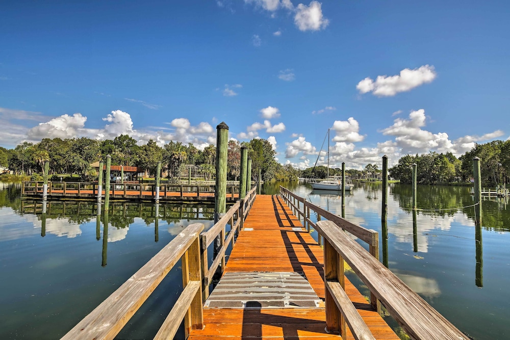 7 Mi To Gulf: Home W/ Dock Access In Crystal River - Crystal River, FL