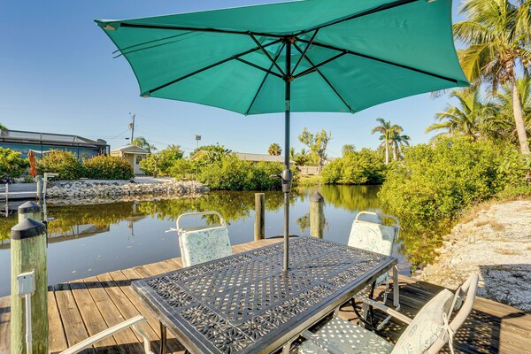 Family-friendly Englewood Rental W/ Canal Views! - Englewood, FL