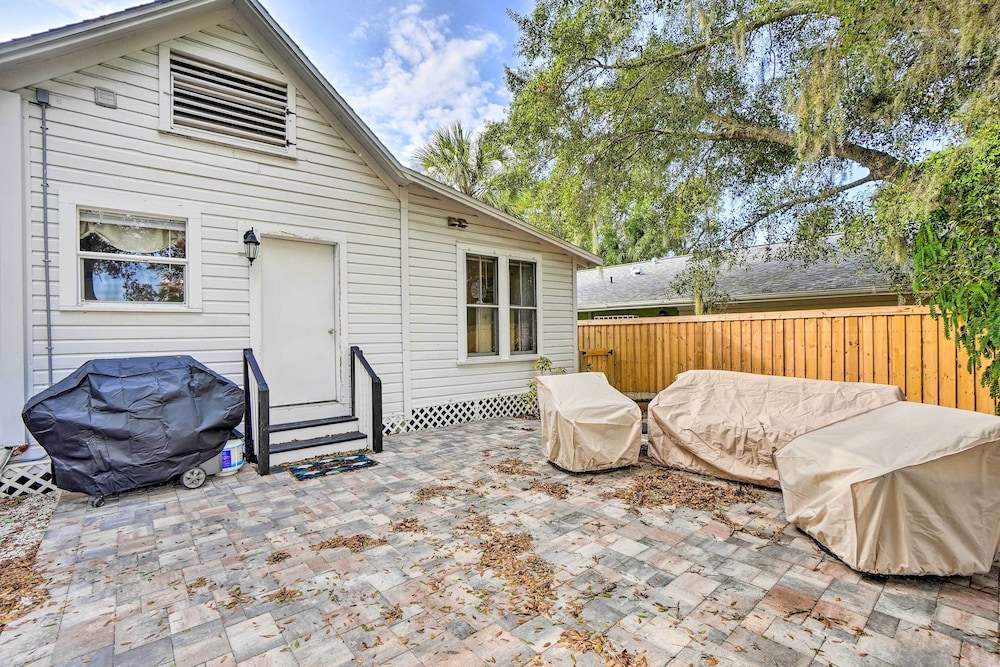 Historic Tarpon Springs Abode ~ 3 Mi To Beach - Tarpon Springs, FL