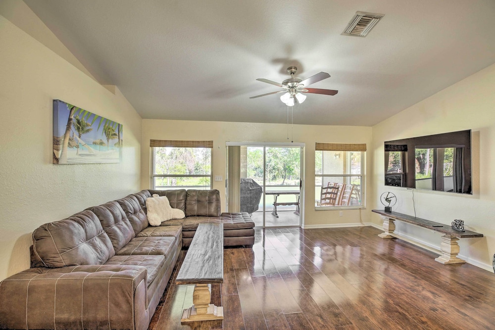 Peaceful Lehigh Acres Home W/ Grill + Lanai! - Lehigh Acres, FL
