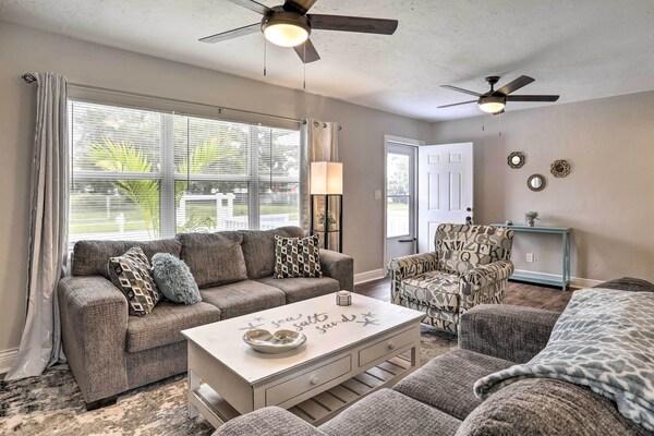 Pet-friendly Gulfport Home < 2 Mi To Beach - St. Pete Beach, FL