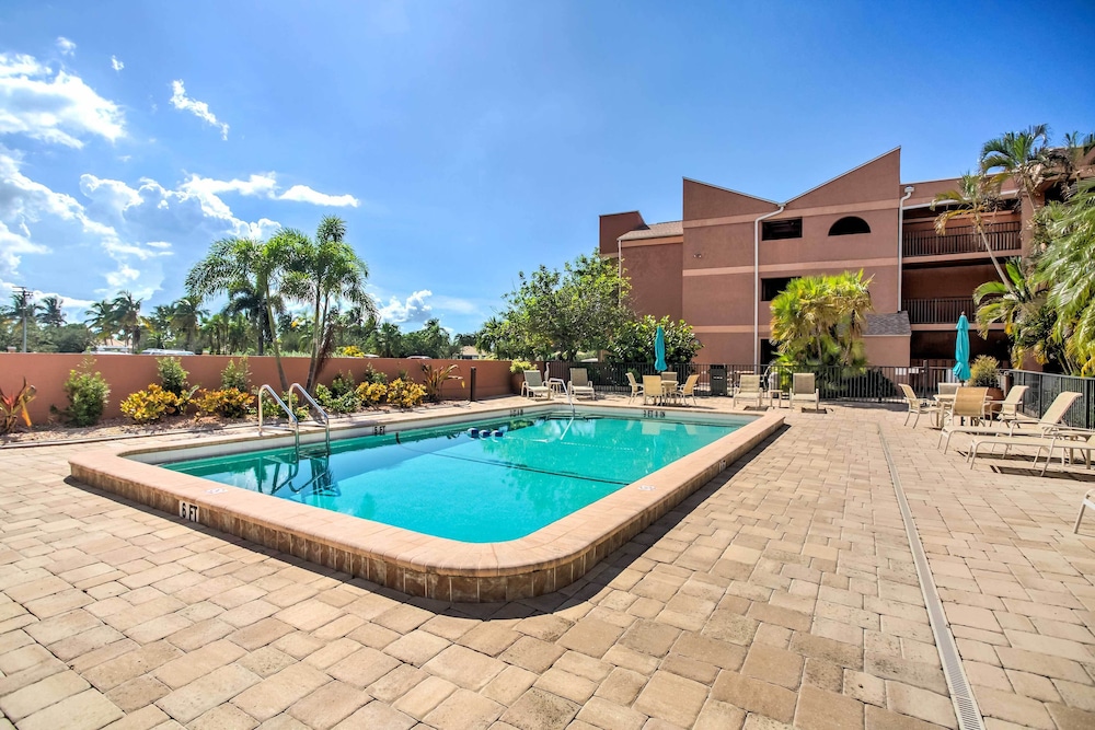 Resort-style Condo W/ Pool: 19 Miles To Fort Myers - Cape Coral, FL