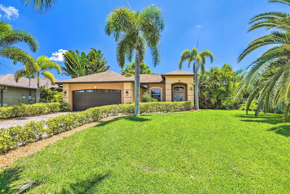 Hot Tub & Pool: Tropical Retreat In Cape Coral! - Sanibel, FL