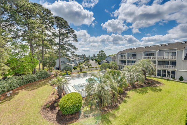 Baytree Golf Colony Studio ~ 5 Mi To Beach! - Little River, SC