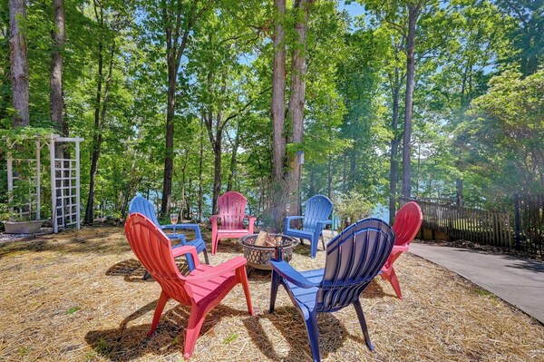 Game Room & Deep Water Lake Hartwell Group Retreat - Lake Hartwell