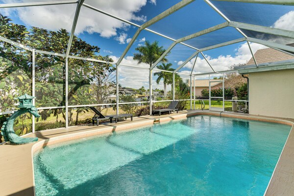 Canalfront Cape Coral Home W/ Private Dock! - Sanibel Island, FL