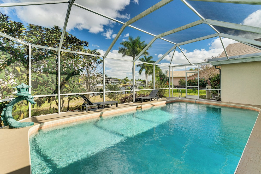 Canalfront Cape Coral Home W/ Private Dock! - Sanibel Island, FL