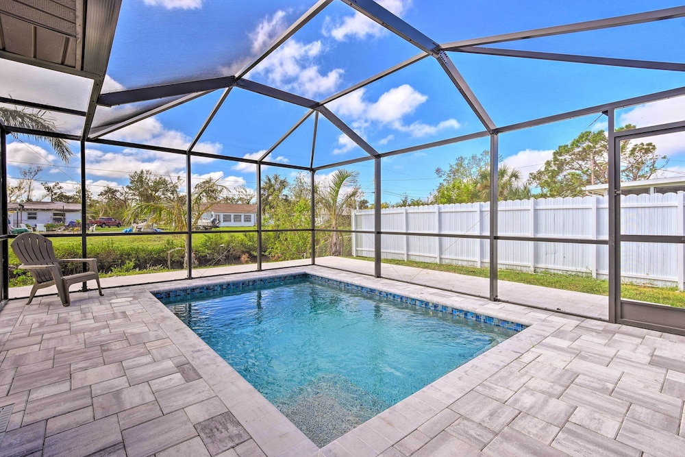 Englewood Escape W/ Screened-in Pool & Grill! - Englewood, FL