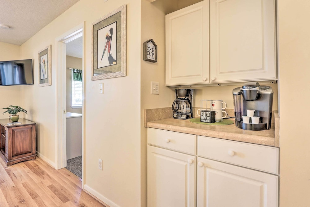 Walk To Beach: Resort-style Hilton Head Condo! - Hilton Head Island, SC