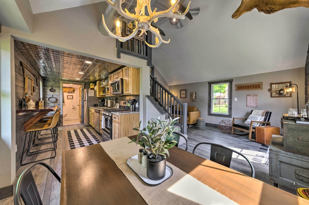 The Reubling House - Modern-rustic Cabin! - Eureka, MO