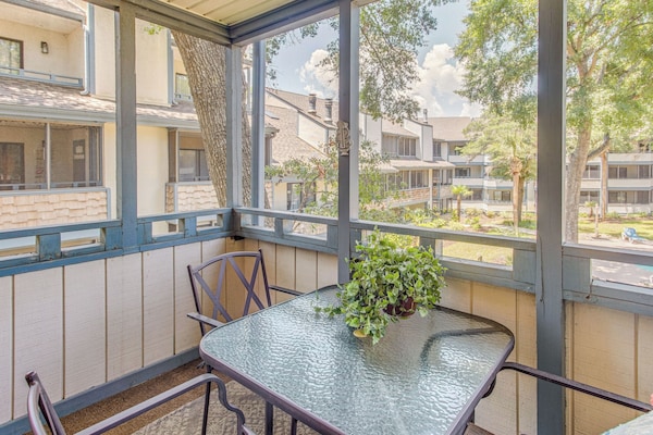 Walk To Myrtle Beach: Condo W/ Resort Perks - South Carolina