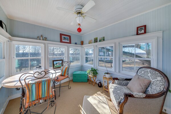 Cozy Augusta Home W/ Porch: Walk To Katy Trail! - Cedar Lake, Augusta