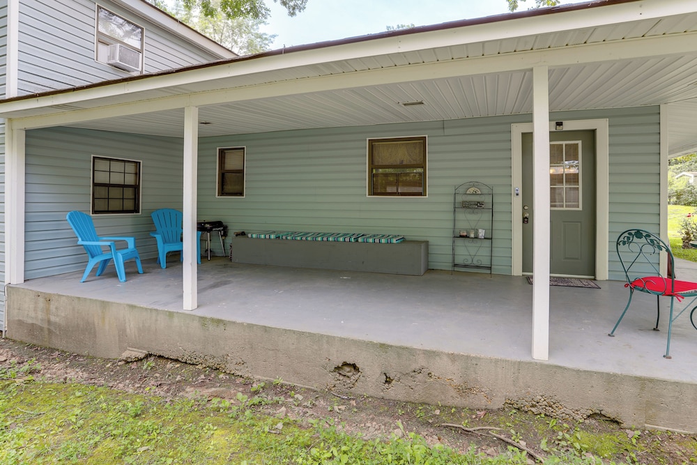 'The Lakehouse' Lovely Wappapello Country Home! - Lake Wappapello, MO