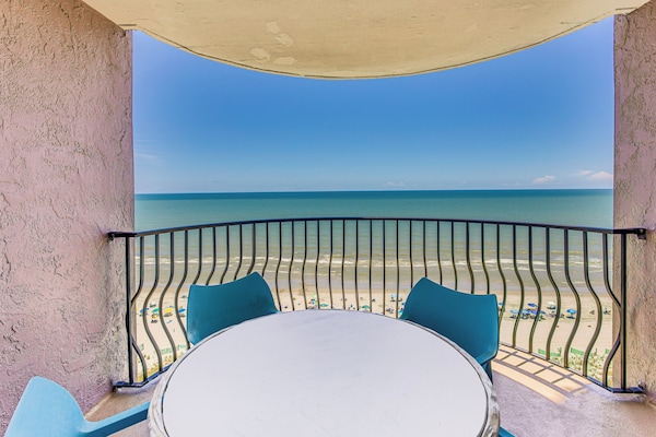 Oceanfront Condo W/ Balcony In Myrtle Beach! - Morobich, Myrtle Beach