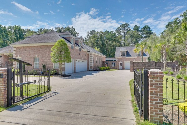 4 Mi To Dtwn: Simplistic Summerville Studio - Summerville, SC