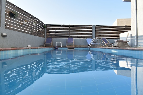 Piscina exterior sazonal