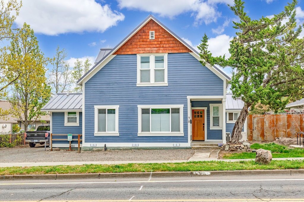 The Mountain Ave House By Wanderlodges - Ashland, OR