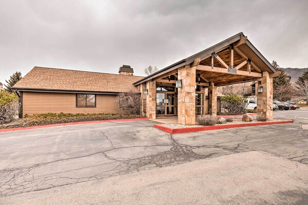 Chic Eden Condo W/ Pool Access < 5 Mi To Ski! - オグデン, UT