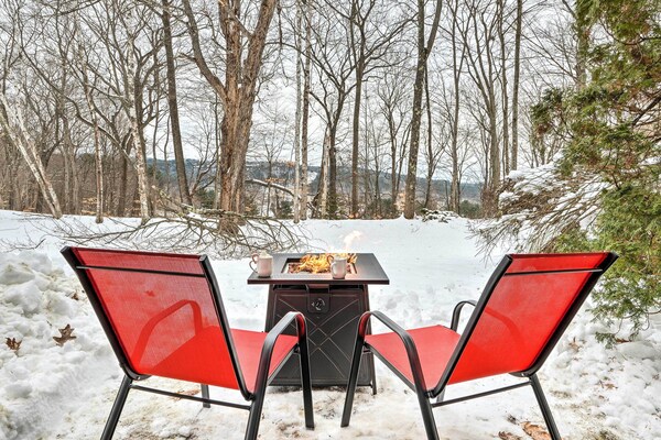 Hartford Escape W/ Fire Pit ~ 3 Mi To Ski & Golf! - Quechee State Park, Hartford