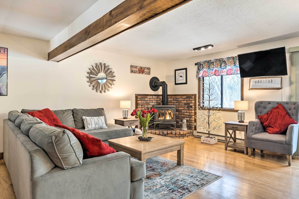 Hartford Escape W/ Fire Pit ~ 3 Mi To Ski & Golf! - Woodstock, VT